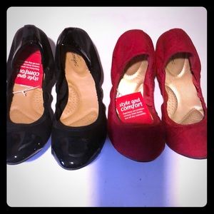 dexflex comfort | Shoes | 2 Pairs Flats Size 3 Red And Black | Poshmark